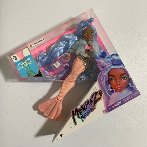 MGA Entertainment | Toys | Mermaze Mermaidz Color Change Shellnelle ...